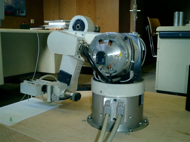 ROBED03 - Robot for Education, Experimental Research and Industrial ...