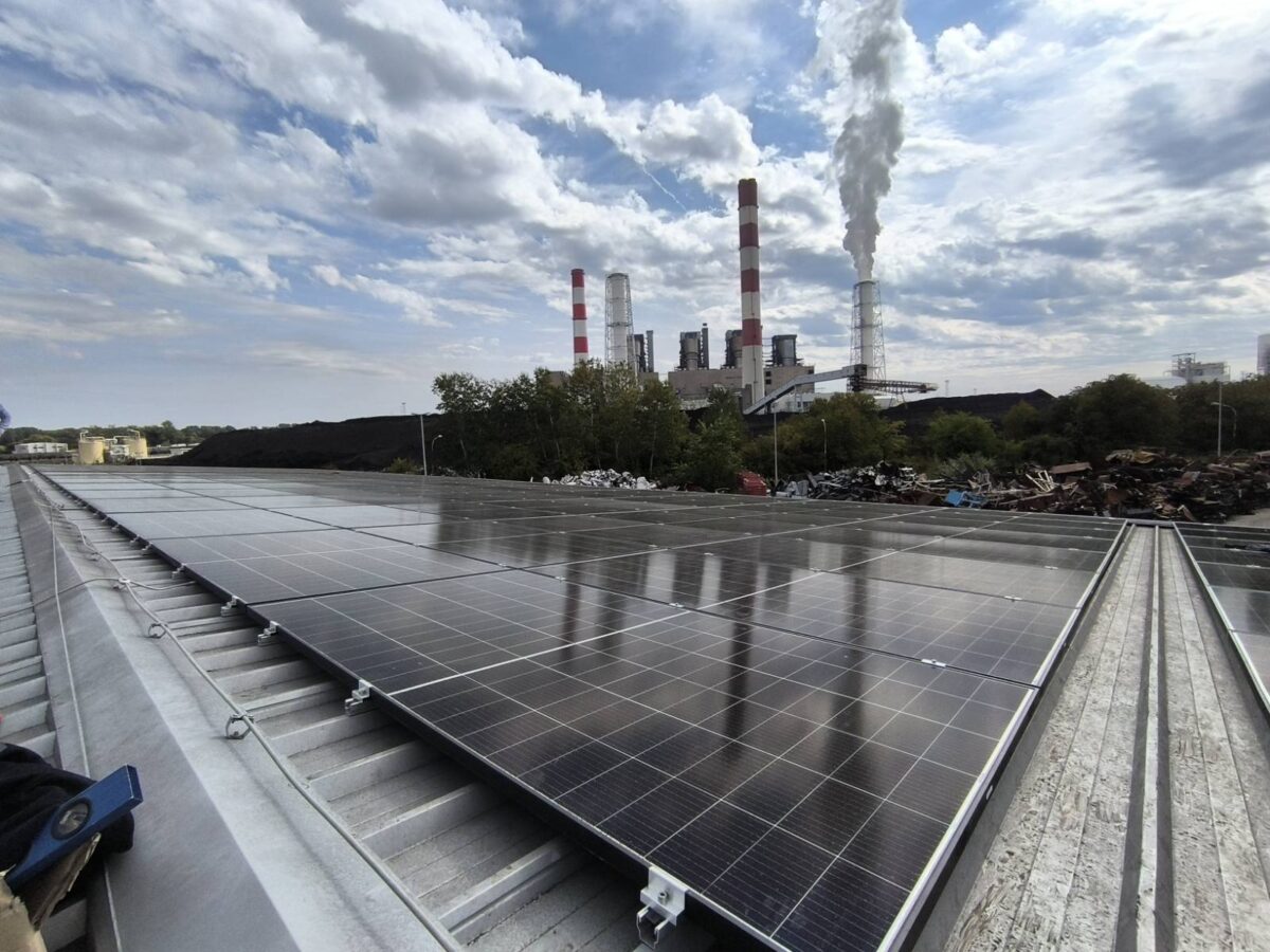 The construction of a photovoltaic power plant on the rooftops of the ...